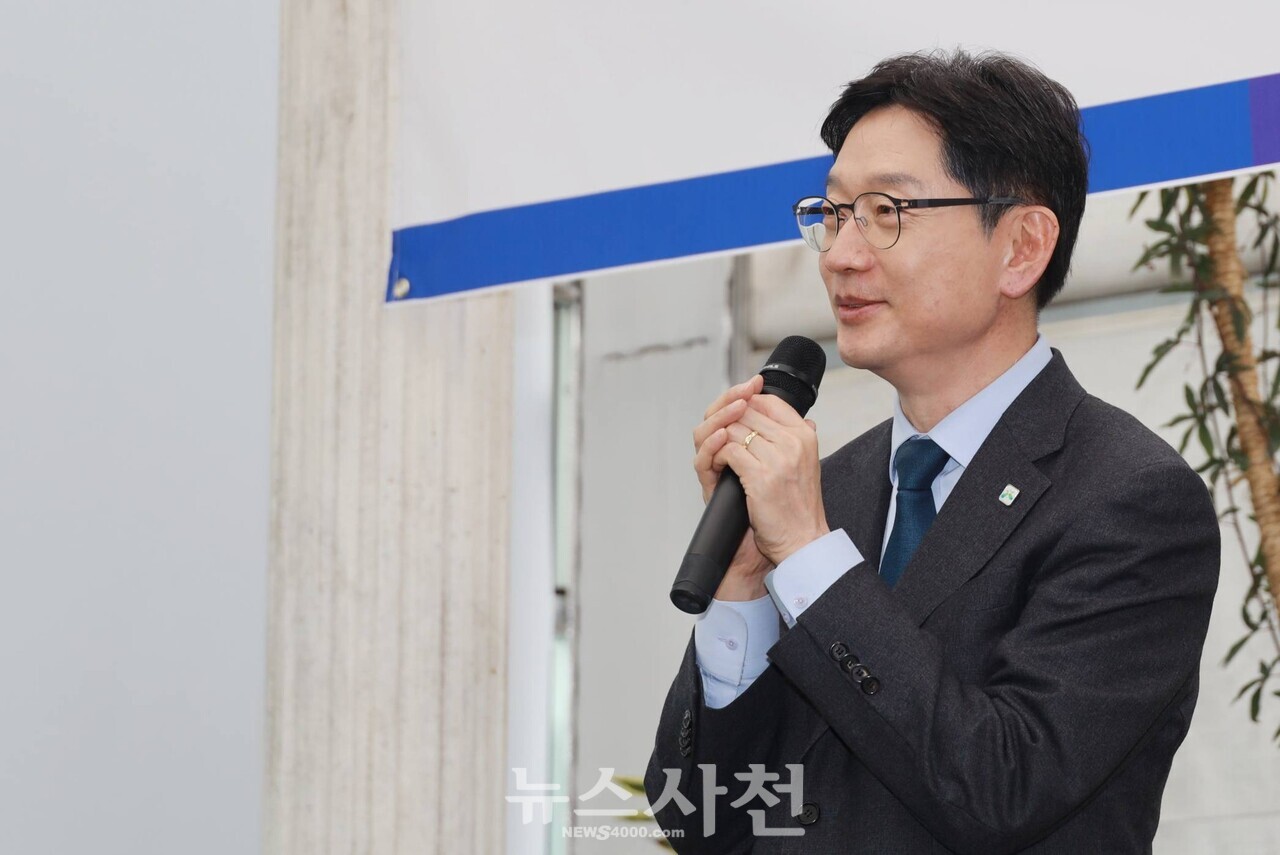 사천 찾은 김경수, 청년들과 2시간 대화···어떤 이야기 오갔나